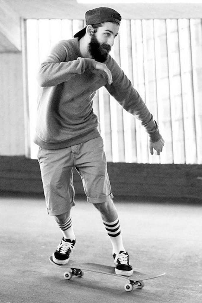 How to Skateboard for Beginners: The Easiest Guide with Tips