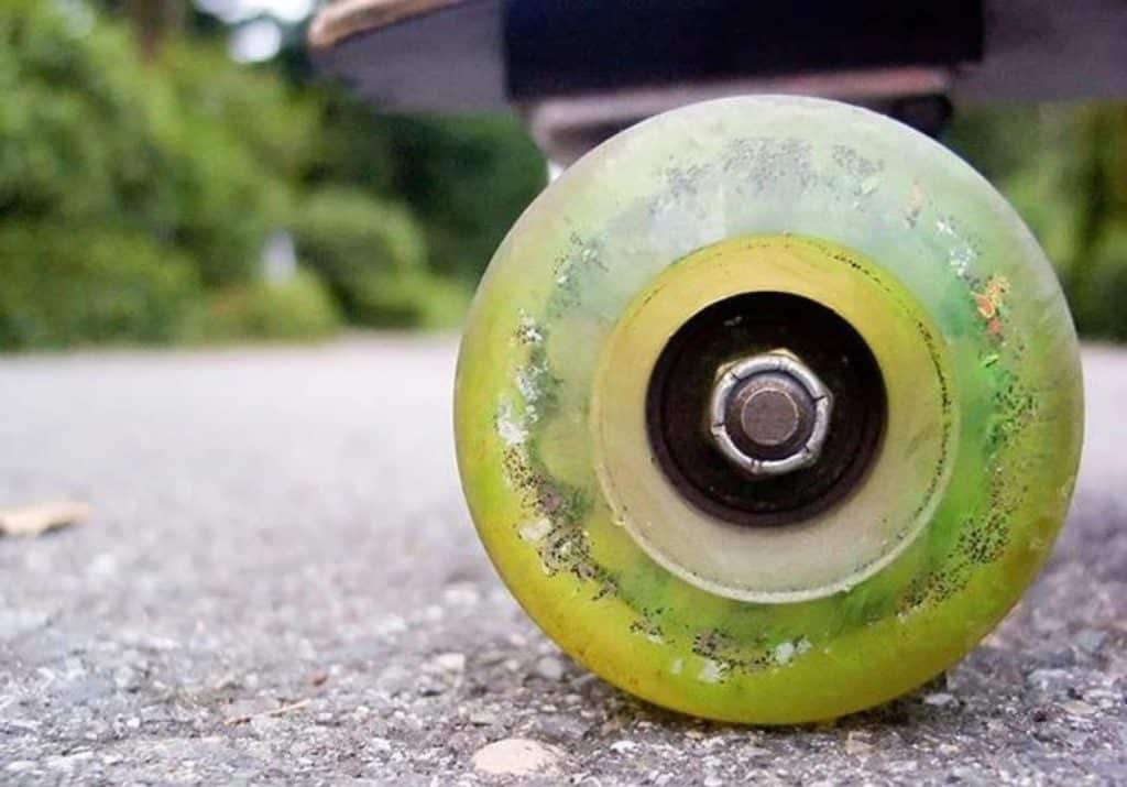 How Long Do Skateboard Wheels Last & When To Replace Them?