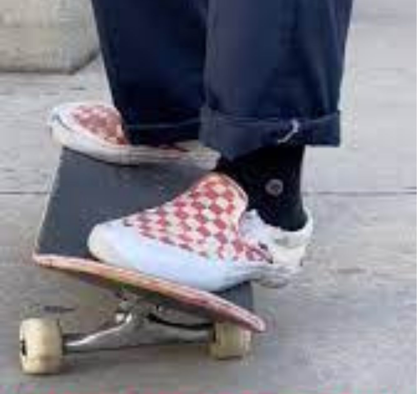 5 Best Skateboards for Street [Land Tricks with Confidence]